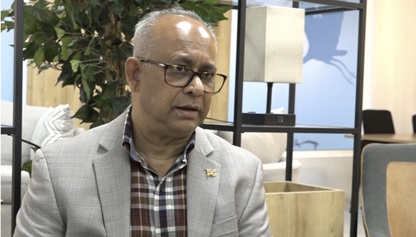 Ramdin 部长：“苏里南无法孤立地实现目标” - 洵南中文网｜广义堂